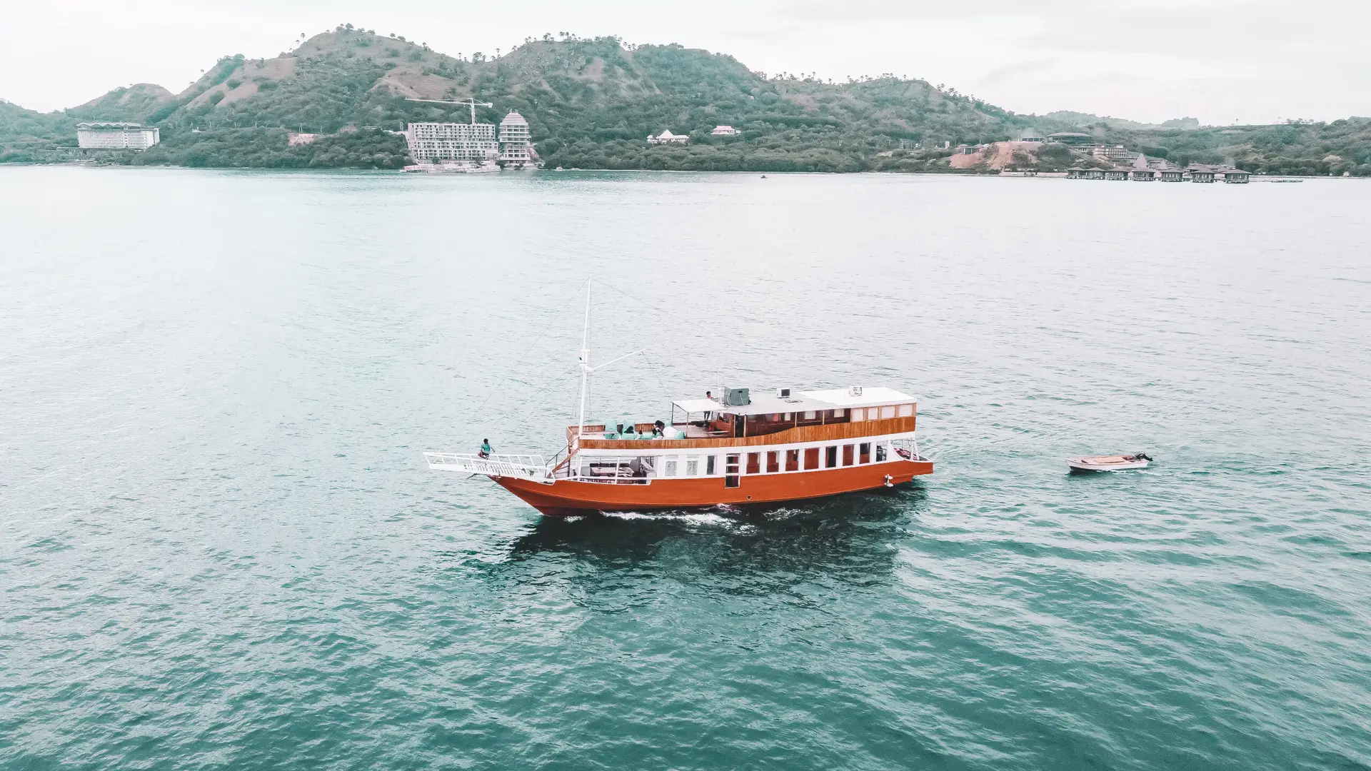 Ramdani Star - Komodo Boat Tour